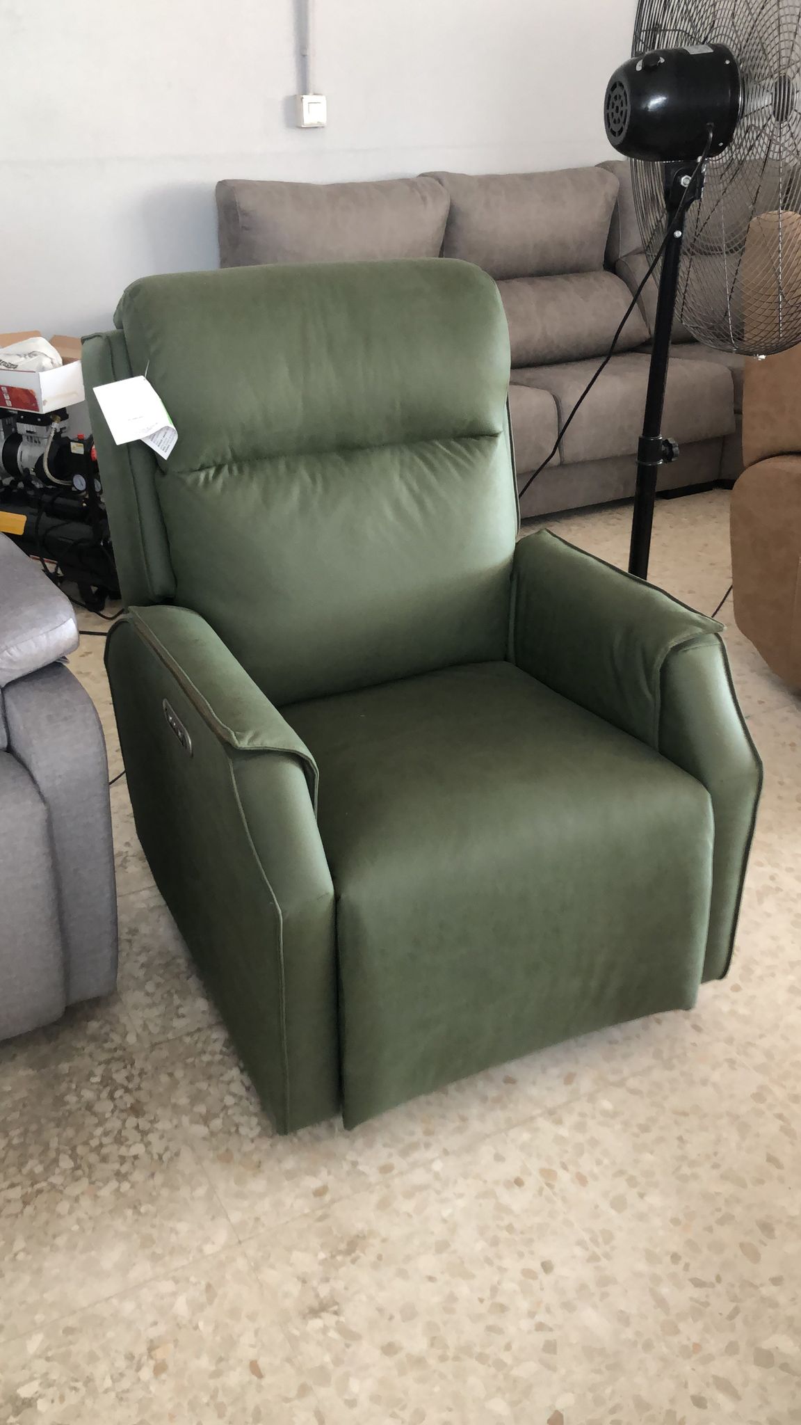 Sillón RELAX ABRIL CARDIO ELÉCTRICO - https://factorymisofa.com/